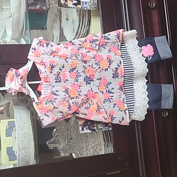 Little Lass | Matching Sets | Little Lass Two Piece Floral Set | Poshmark
